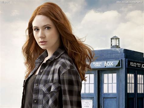 Outdoors Looking At Camera Doctor Who Amy Pond Karen Gillan