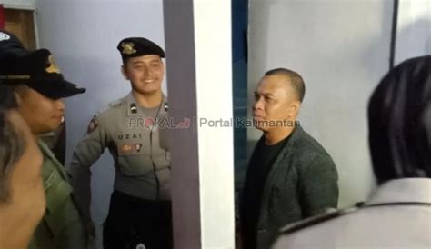 Bupati Gerebek Lima Pasangan Mesum Di Sambas Dan Sebawi