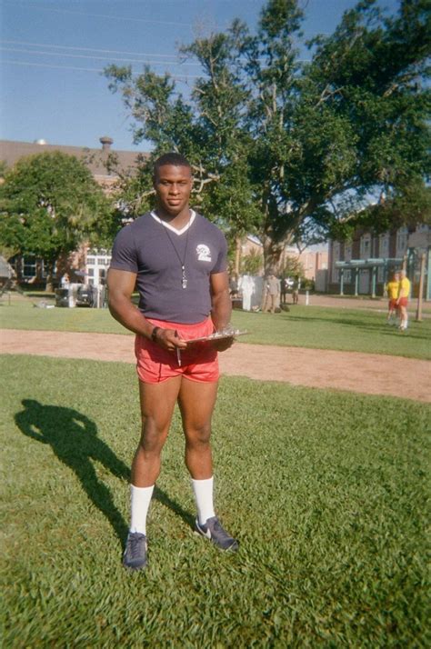 Tom Hollands Gay Sex Scene Drama From The Crowded Room Explained