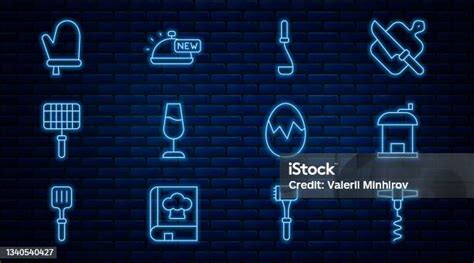 세트 라인 와인 코르크 나사 수동 커피 분쇄기 주방 국자 유리 바베큐 강철 그리드 오븐 장갑 깨진 계란 과 트레이 음식 아이콘으로 덮여 벡터 가리기에 대한 스톡 벡터 아트