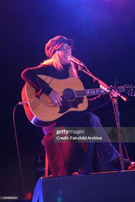 Sheryl Crow Performs At Eddie Bauers Sheryl Crow Concert At News