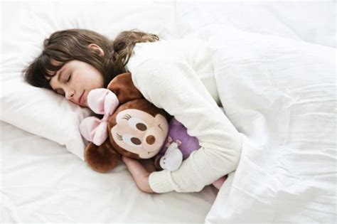 寝付けない夜は｢呼吸するぬいぐるみ｣を抱いてみるといいかもしれない ライフハッカー 日本版