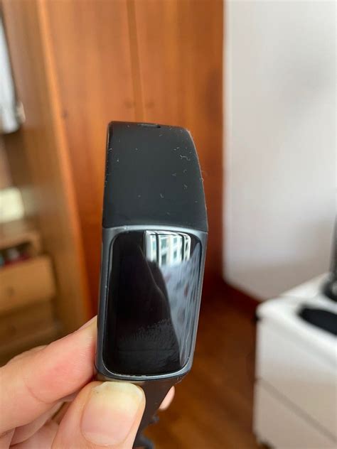 Fitbit Charge 5 With Original Receipt Box And Charger Mobile Phones And Gadgets Wearables