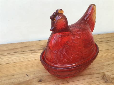 Vintage Amberina Ruby Red Hen On A Nest Etsy