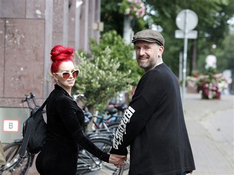 Kelly De Vries Gooit Het Roer Om ‘ontdekken Wat Ik Zelf Wil