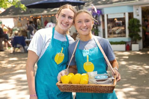 Worlds First Netflix House Rip Paoli Hardware Surrey Glowbar Debut