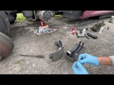 2019 Kenworth T680 Brake Shoes Replacement Youtube