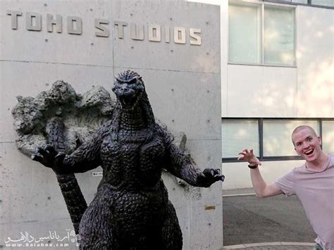 تور ژاپن و دیدن گودزیلا