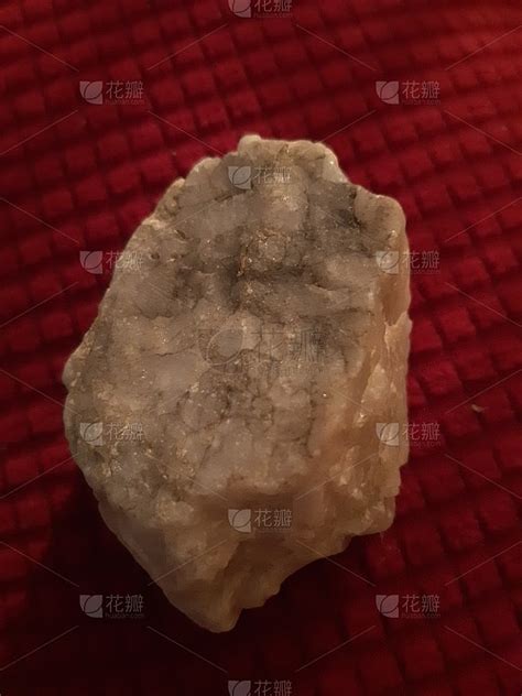 亚硒酸盐晶体