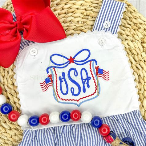 Patriotic Bow Crest Aw Stitches Designs