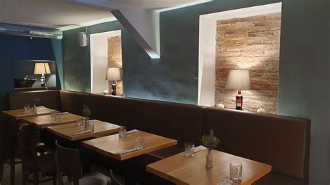 Minőségközpontú Igényes új étterem Fogaras Szívében La Fritz