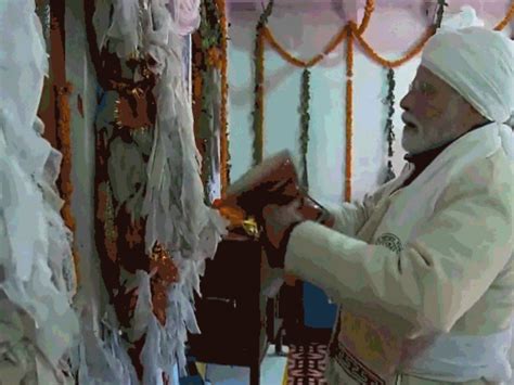 Photos Pm Modi Performs Pooja At Parvati Kund In Pithoragarh