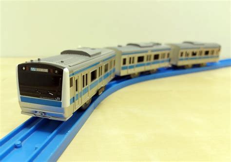 PRELOVED Plarail Series E233 1000 Keihin Tohoku Line 1 Hobbies