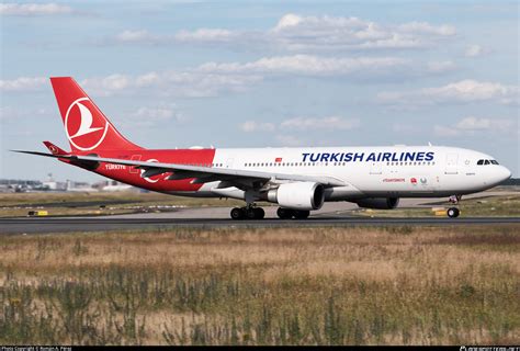 Tc Jnb Turkish Airlines Airbus A330 203 Photo By Román A Pérez Id