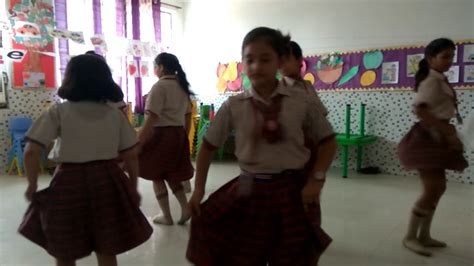 Padharo Mare Desh Folk Dance Rehearsal Youtube