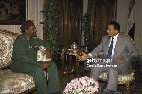 Mohammed Hosni Mubarak Photos And Premium High Res Pictures Getty Images