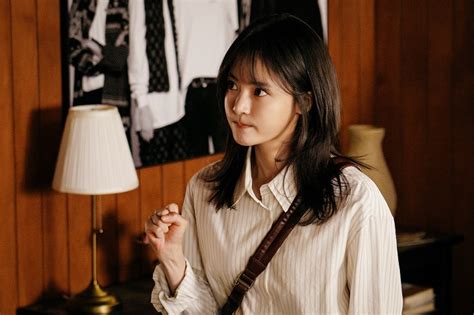 Kim Min Gue Shines As The Heavenly Idol Watch The Premiere On Tvn Asia