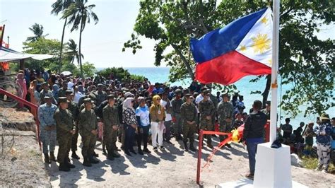 Incoming Army Chief Gen Roy Galido Pinangunahan Ang Pagtataas Ng