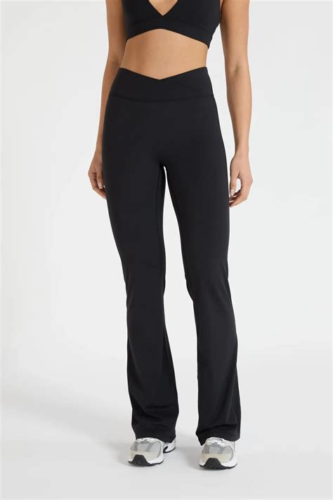 Allfenix Cloudcore V Waist Flared Legging Salt And Sand Clothing