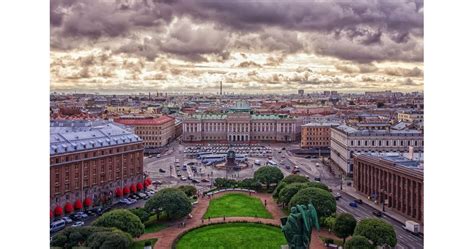 Руски съд осъди мъж с двойно гражданство руско и американско за