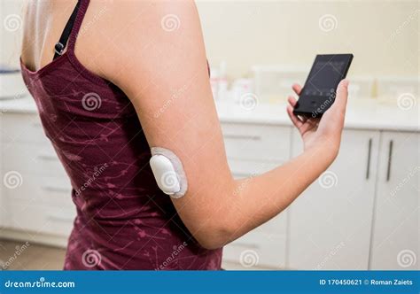 Cgm Continuous Glucose Monitoring Dexcom G5 Sensor Installation Device And Transmitter