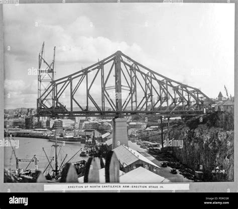 112 Queensland State Archives 3746 Erection Of North Cantilever Arm