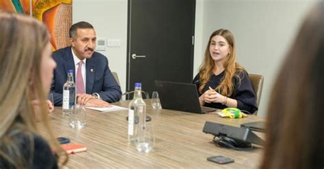 جريدة البلاد رئيس مجلس أمناء مركز دراسات يستعرض مساهمات مملكة