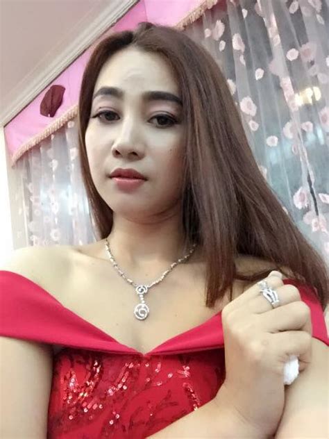 ឌី លី ណា សម្រេចចិត្ត វិល ចូល សិល្បៈ វិញ ក្រោយ បាត់ ខ្លួន៦ឆ្នាំ