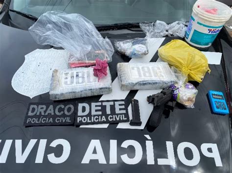 Em Santana PolÍcia Civil Prende Quatro Pessoas Em Flagrante Por