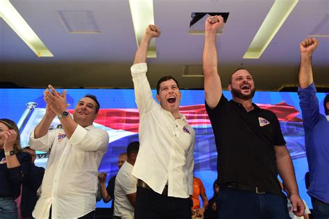 Arnaldinho vai tentar reeleição em Vila Velha mas vice segue