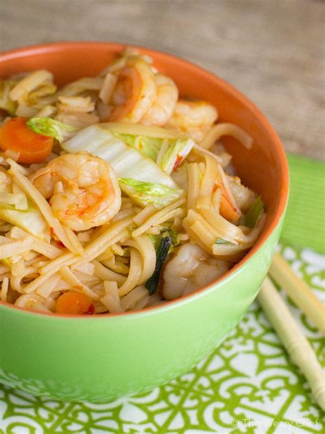 Spicy Rice Noodle Recipe With Shrimp And Cabbage