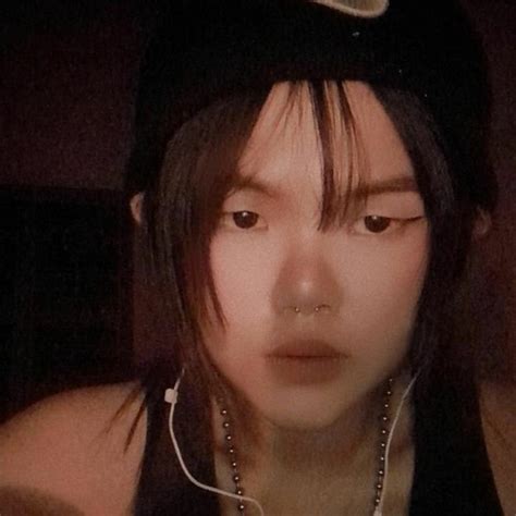 Stream Quynh Anh Music Listen To Songs Albums Playlists For Free On SoundCloud