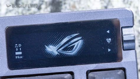 2 Inch Oled Display Panel And Pluggable Switch Design Rog Azoth
