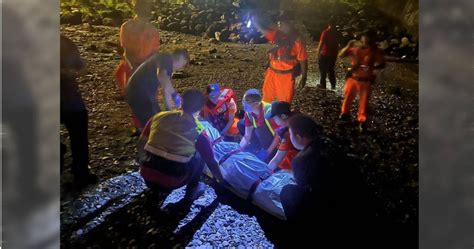 差點嚇死！宜蘭2人豆腐岬海邊「愜意丟石頭」 驚見浮屍飄上岸急報警