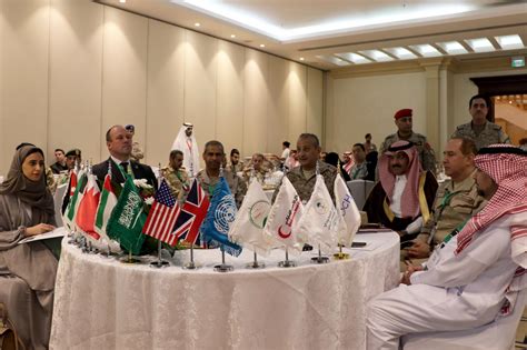 ”البرنامج السعودي لتنمية وإعمار اليمن” يشارك في ورشة العمليات الإنسانية