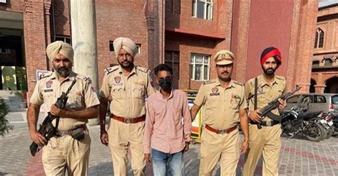 पंजाब पुलिस को मिली बड़ी सफलता कुख्यात अपराधी को बिहार से दबोचा जानें