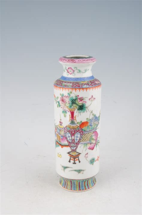 民国粉彩博古图灯笼瓶 赣州市博物馆官方网站National Museum of Ganzhou