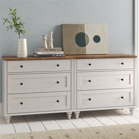Laurel Foundry Modern Farmhouse® Keyla 6 Drawer 677 W Double Dresser