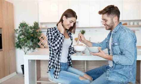 8 Comportements Qui Montrent Quun Homme Est Vraiment Fier De Vous