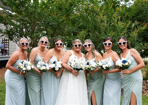 Eye Girls 👀7 Eyes Where Fabulous People Meet Fabulous Glasses Come Meet Your Perfect Match