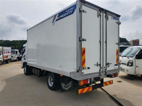 올뉴마이티 3 5톤 하이내장탑차 정품 전문가들