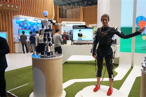 The Booth Babes Of Mwc Pcmag