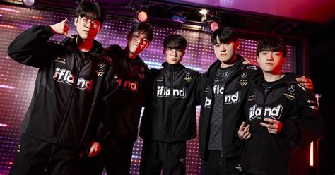 《英雄聯盟》世界大賽 T1 報 Msi 一箭之仇擊敗 Blg T1 與北美 Nrg 挺進八強｜cmoney 股市爆料同學會