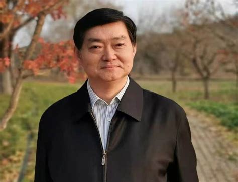 西南大学光大讲坛 吕进诗学讲坛”·第二十三讲中国悲剧观念与自主知识体系建构讲座预告 诗学中心