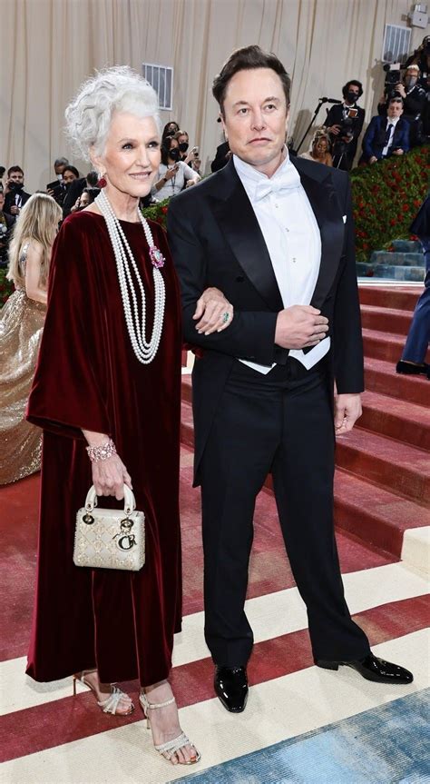 This Is Elon Musk S 70 Year Old Mom And She Is The Coolest Grandma You