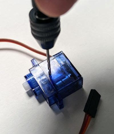 Assembly Breadboardbot