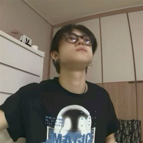 Pin De A I R I A N N A En Pins By You Que Guapo