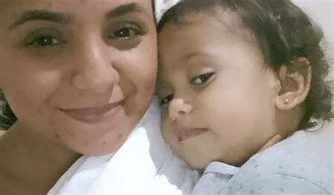 Ana Ester Vaquinhas Online