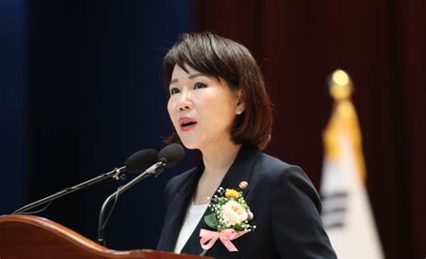 다 바꿔라 전현희 권익위원장 취임 첫날부터 반부패총괄 강력 의지