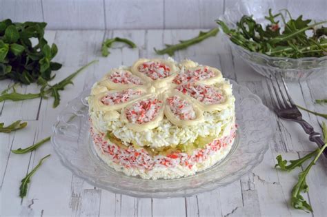 Салат с плавленым сыром и крабовыми палочками рецепт фото пошагово и
